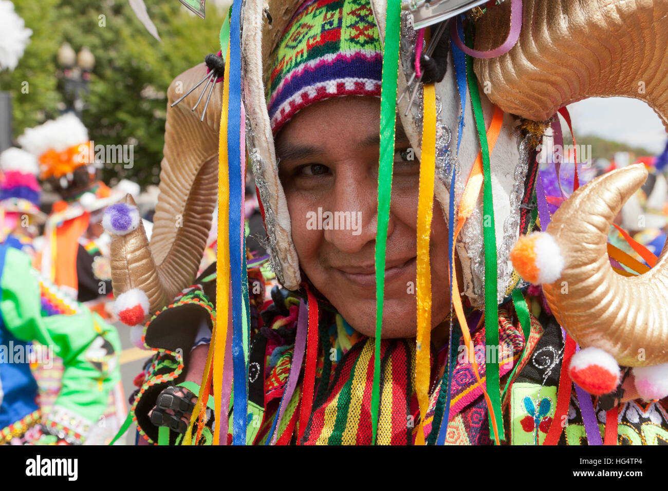 Traditional bolivian man hi-res stock photography and images - Alamy
