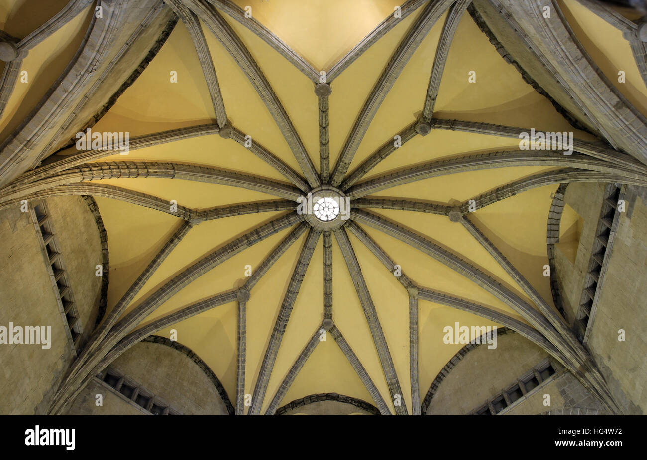 NAPLES, ITALY - DECEMBER 27, 2016: Inside the Barons' Hall with its ...