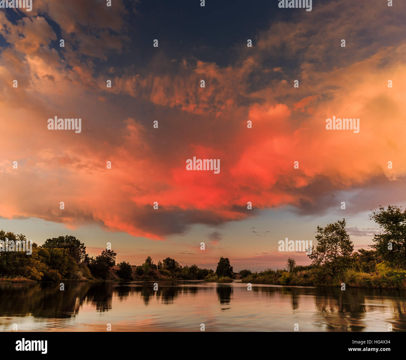 Sunset, American River, Sacramento, California Stock Photo - Alamy