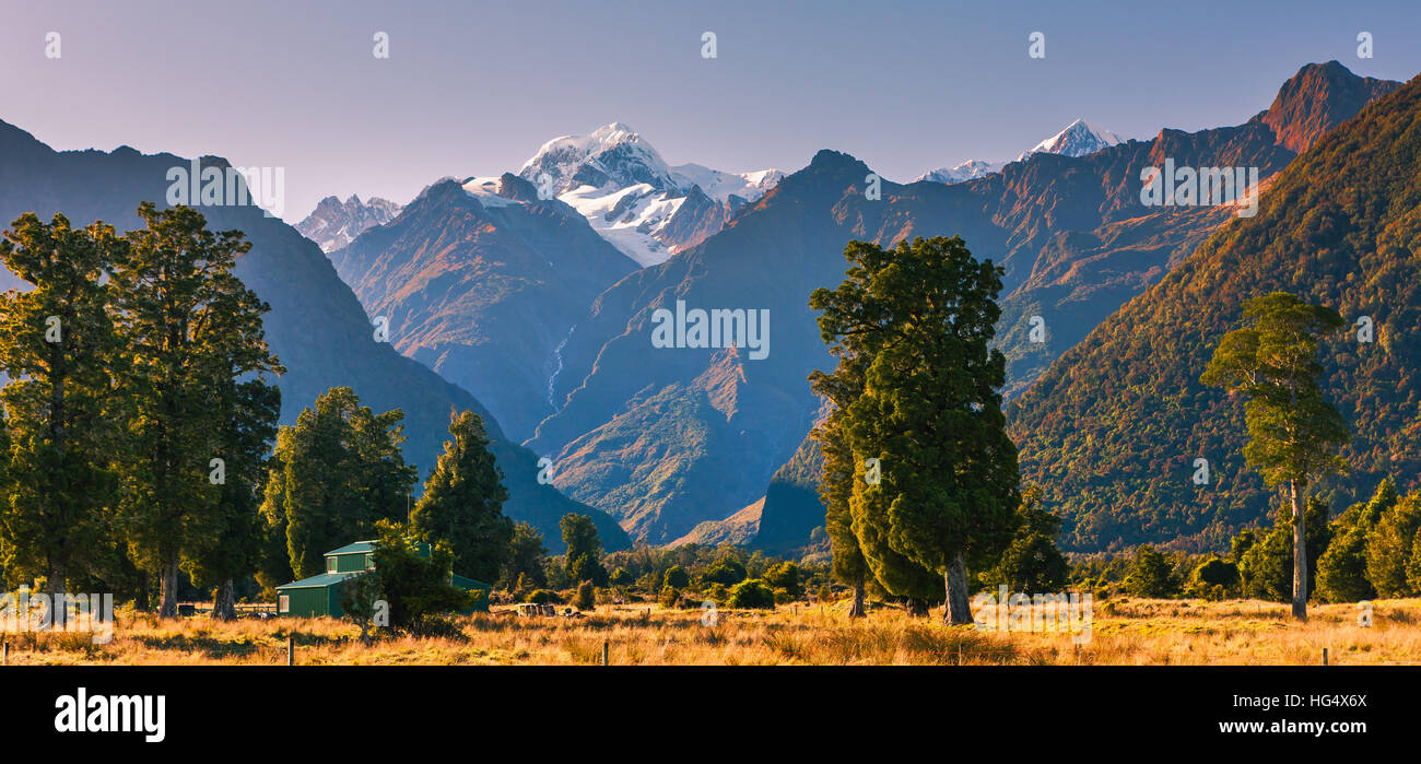 New zealand otago southern alps hi-res stock photography and images - Alamy