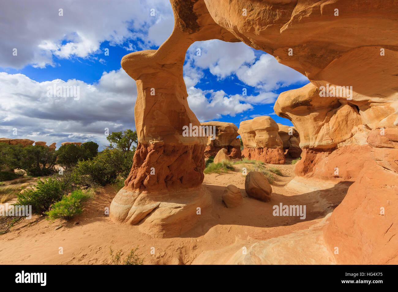 Metate Arch at Devils Garden near Escalante, Utah, United States Stock ...