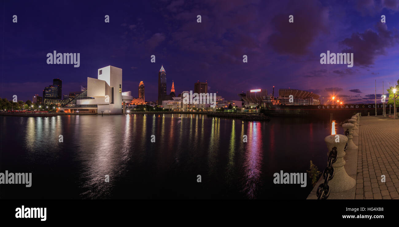 Cleveland waterfront skyline Stock Photo - Alamy