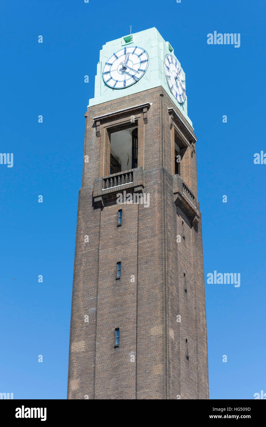 Art Deco Gillette Building, Gillette Corner, Isleworth, London Borough ...