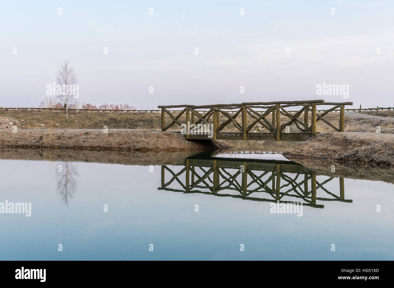 Bridge reflection in water hi-res stock photography and images - Alamy