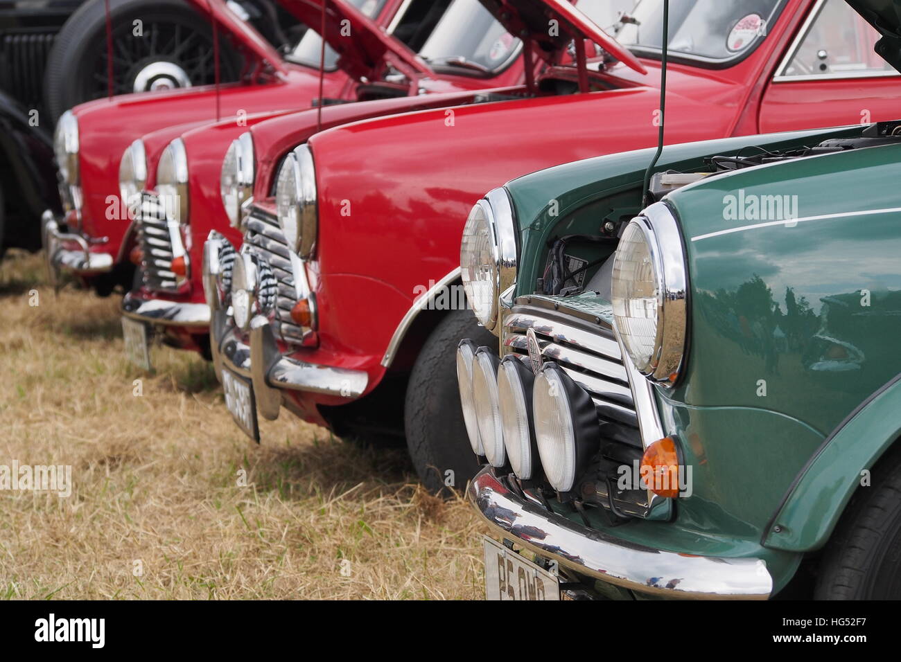 Classic minis hi-res stock photography and images - Alamy