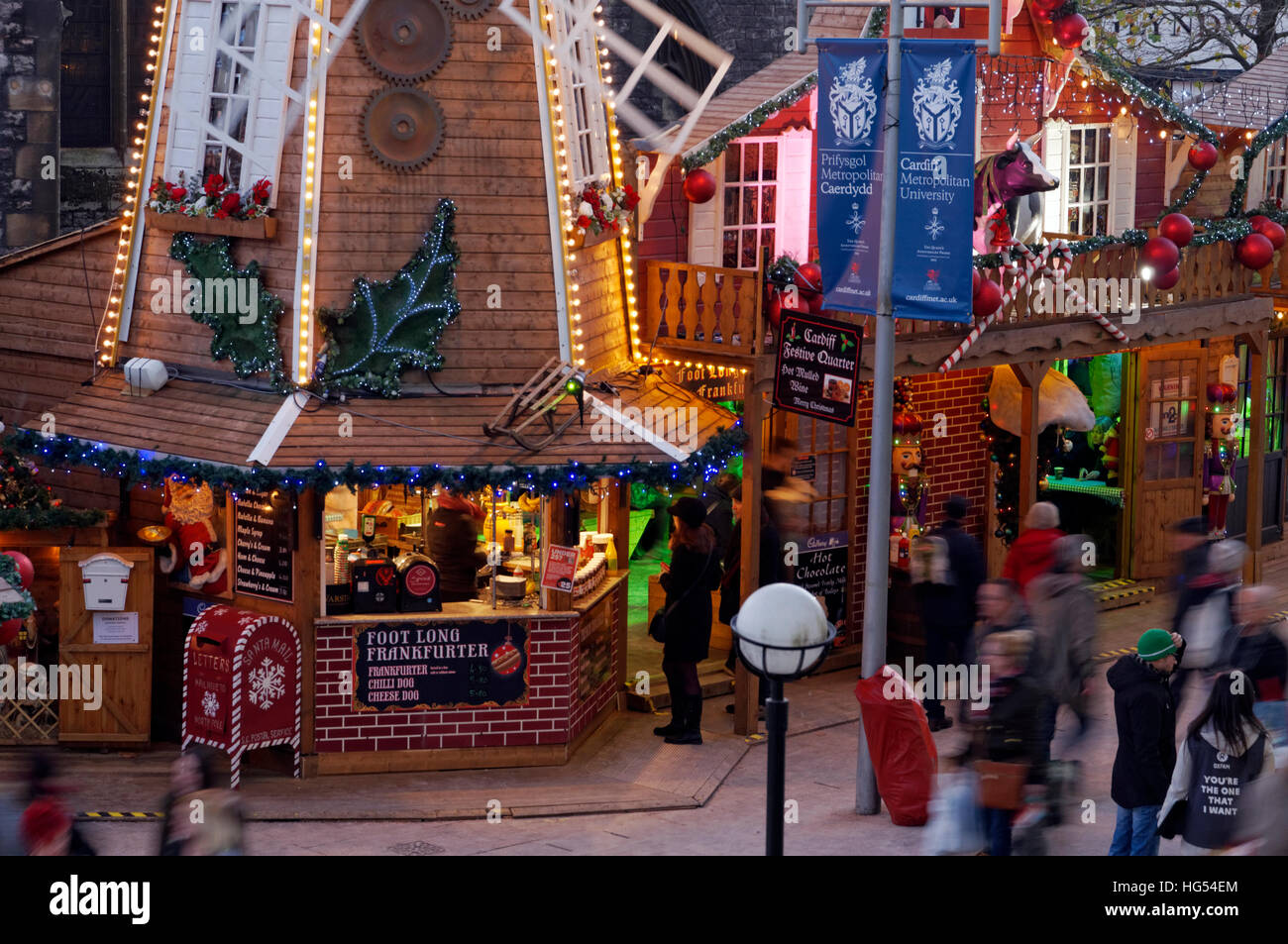 Cardiff christmas market hi-res stock photography and images - Alamy