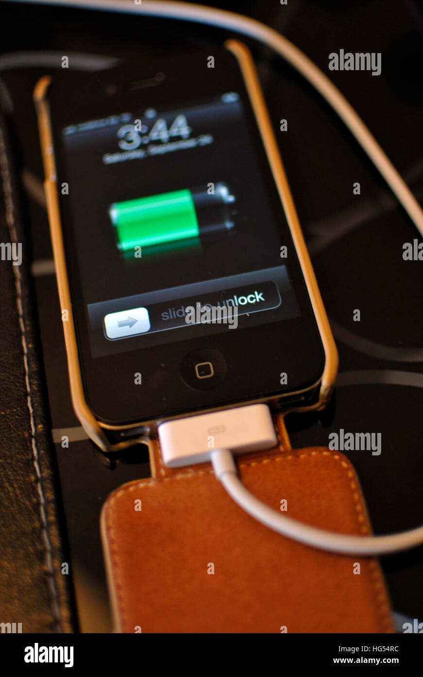 Mobile telephone charging via usb hi-res stock photography and images ...