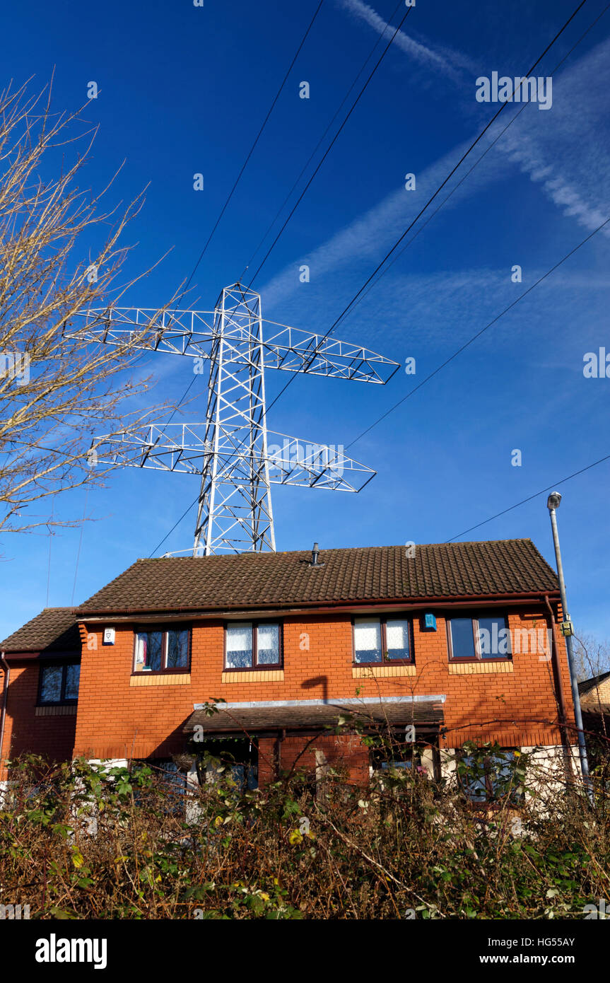 Houses high voltage power lines hi-res stock photography and images - Alamy