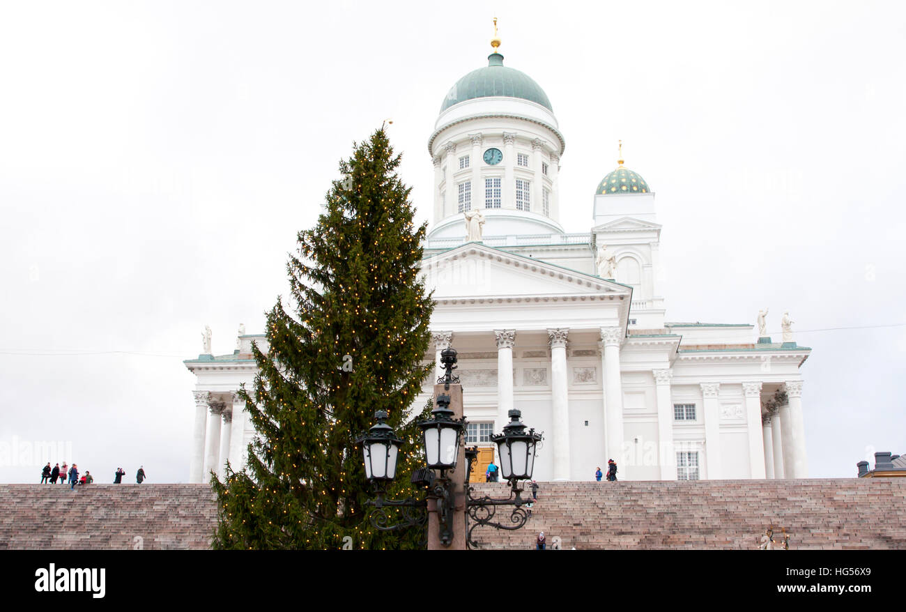 Neoclassical facade christmas tree hi-res stock photography and images ...