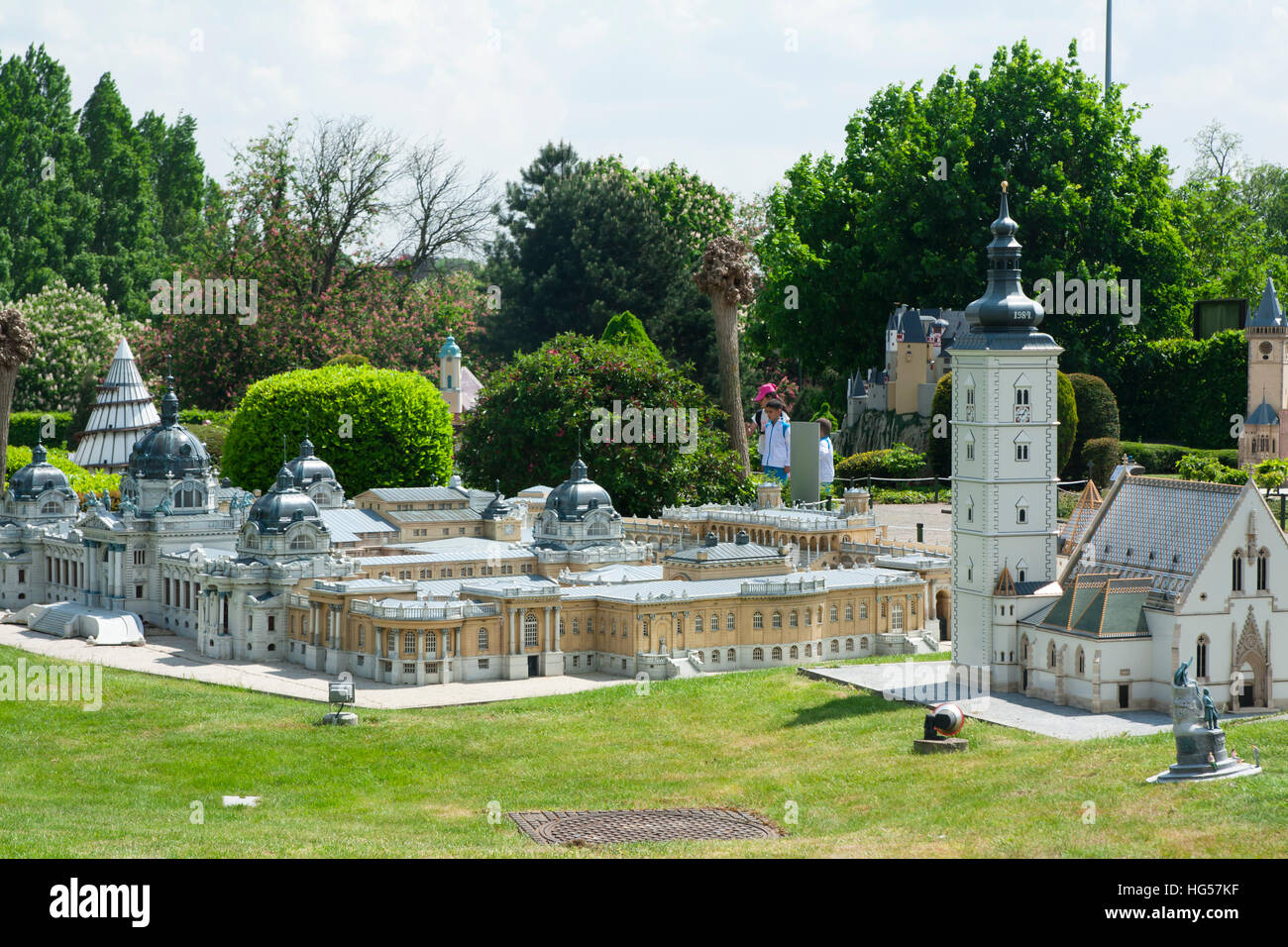 BRUSSELS, BELGIUM - 13 MAY 2016: Miniatures at the park Mini-Europe ...