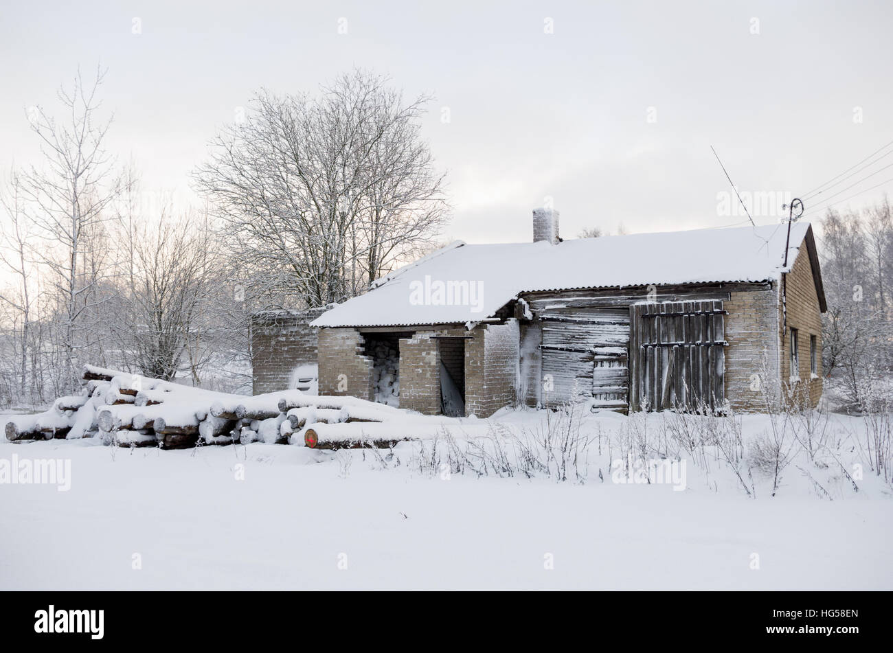 Terrible and scary abandoned house in winter period Stock Photo - Alamy