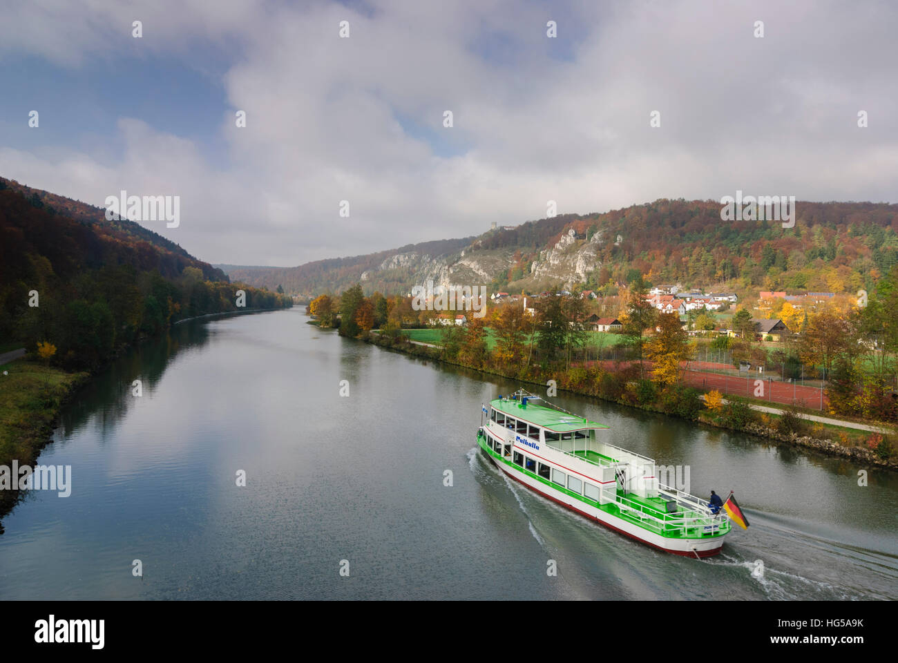 Main danube canal hi-res stock photography and images - Alamy