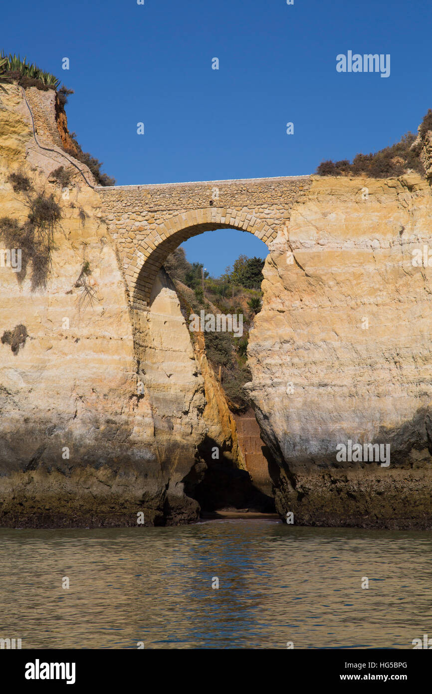 Roman Bridge, near Lagos, Algarve, Portugal Stock Photo - Alamy