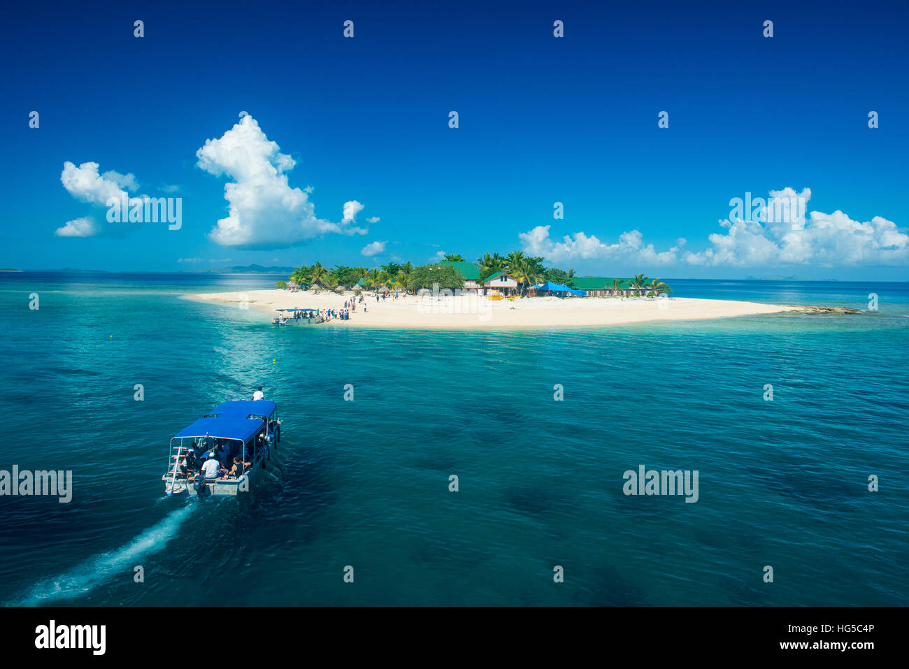 Beautiful South Sea island, Mamanuca Islands, Fiji, South Pacific Stock ...