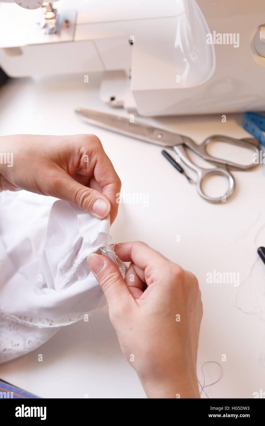 Cloth atelier hi-res stock photography and images - Alamy