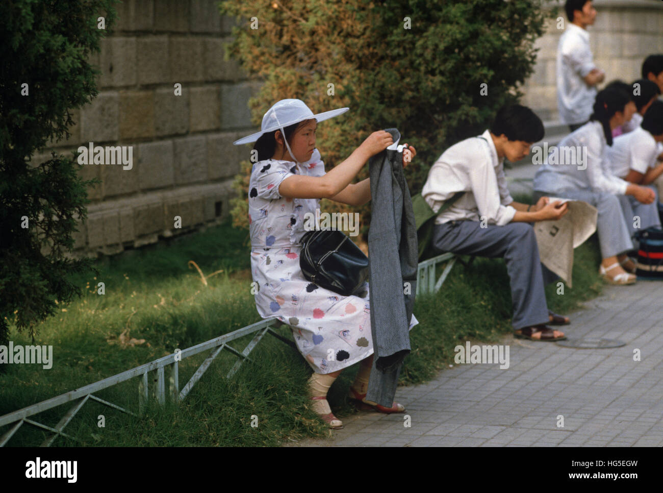 China 1980s 80s fashion hi-res stock photography and images - Alamy