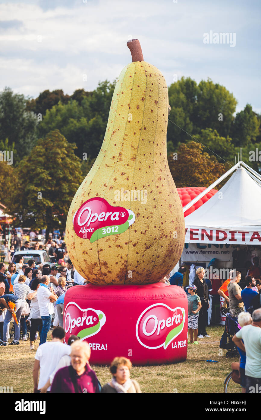 Big pear hi-res stock photography and images - Alamy