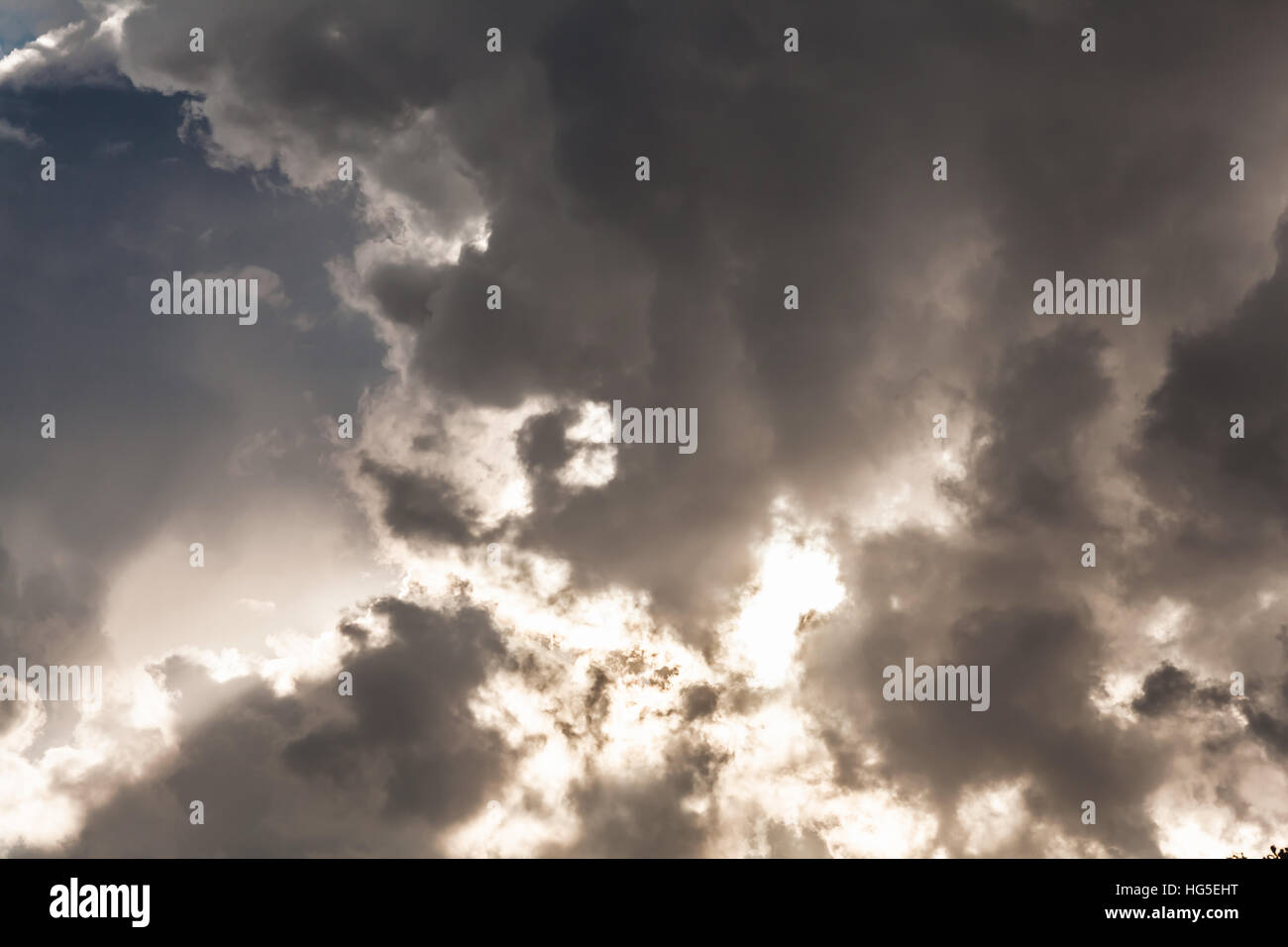 Clouds shapes hi-res stock photography and images - Alamy