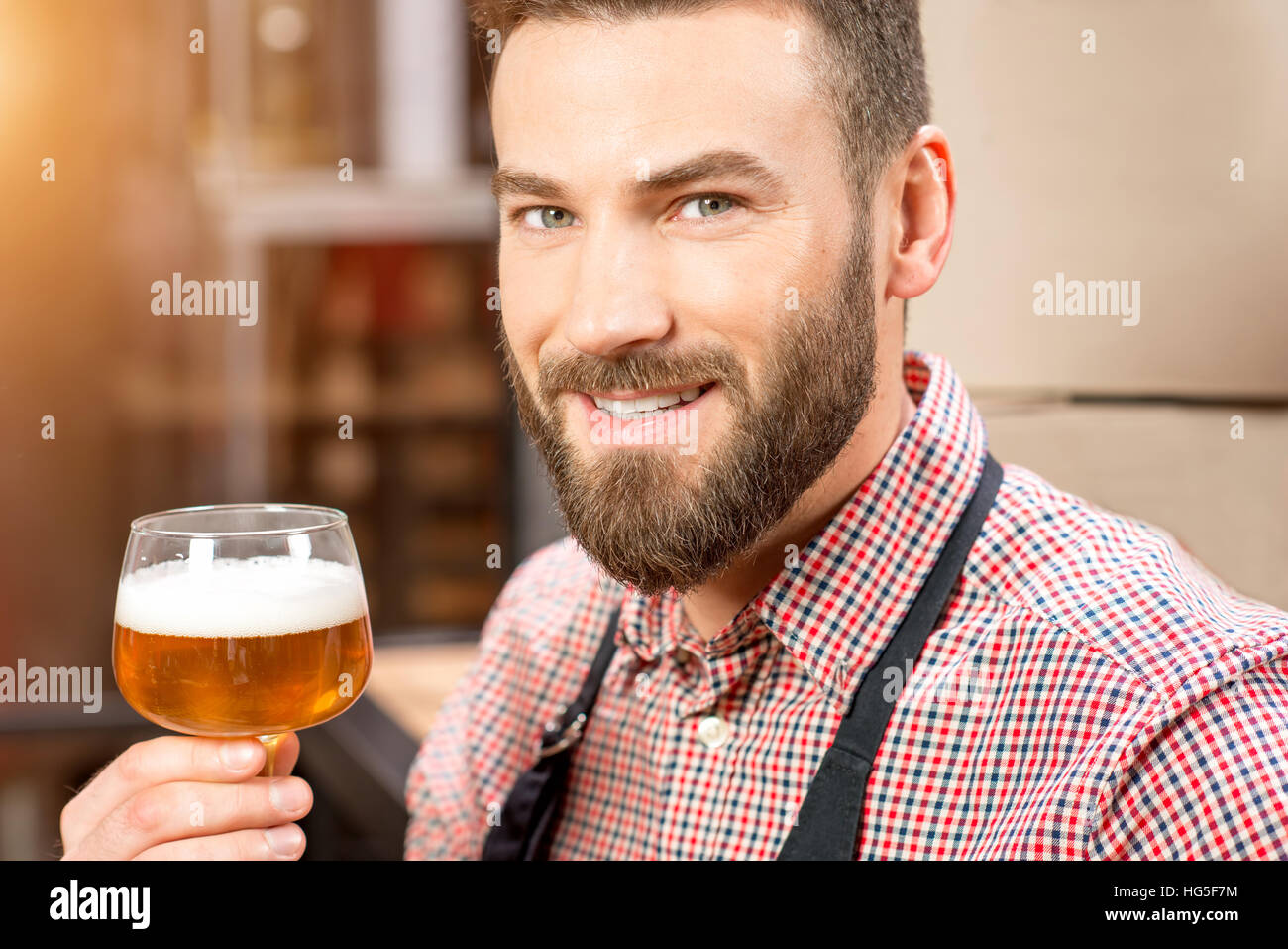 Brewery industry hi-res stock photography and images - Alamy