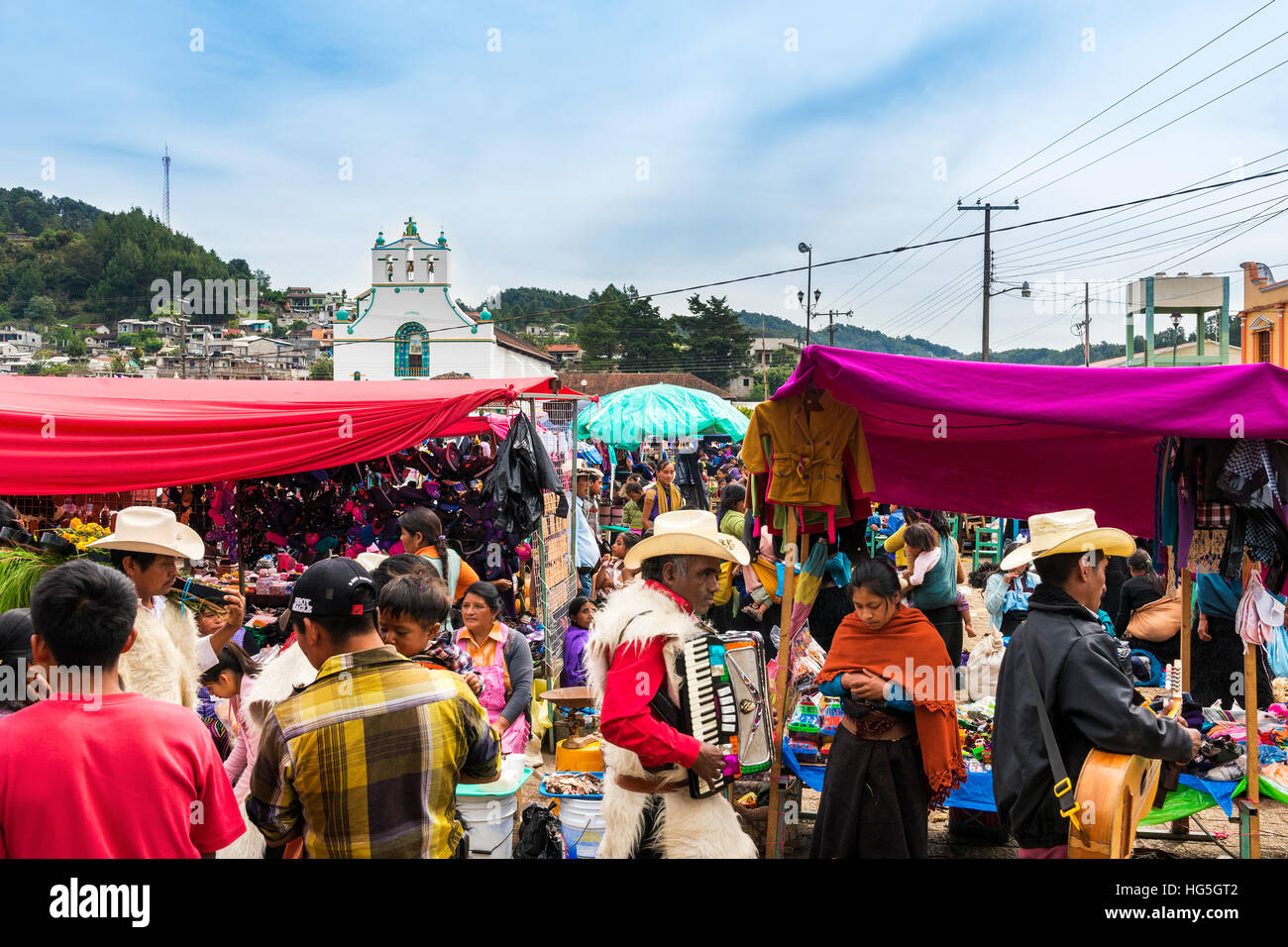 San juan chamula chiapas mexico hi-res stock photography and images - Alamy