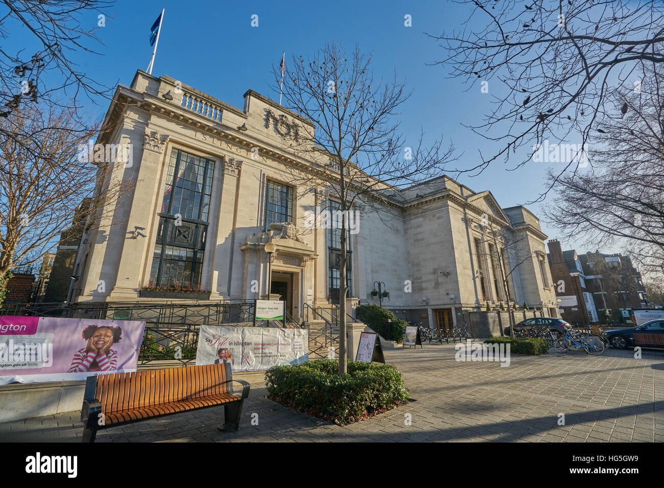 islington town hall Stock Photo - Alamy