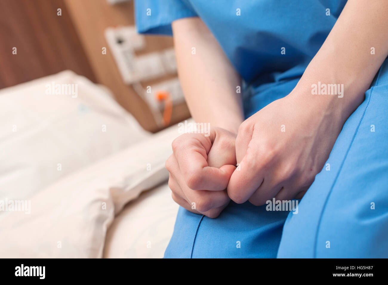 Sqeezing hi-res stock photography and images - Alamy