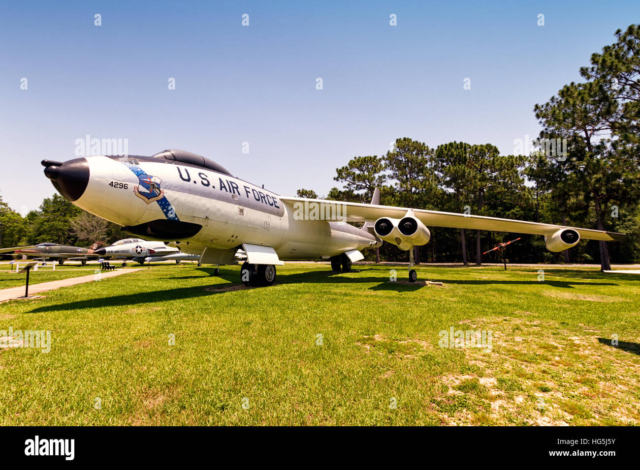 Boeing b 47 stratojet hi-res stock photography and images - Alamy