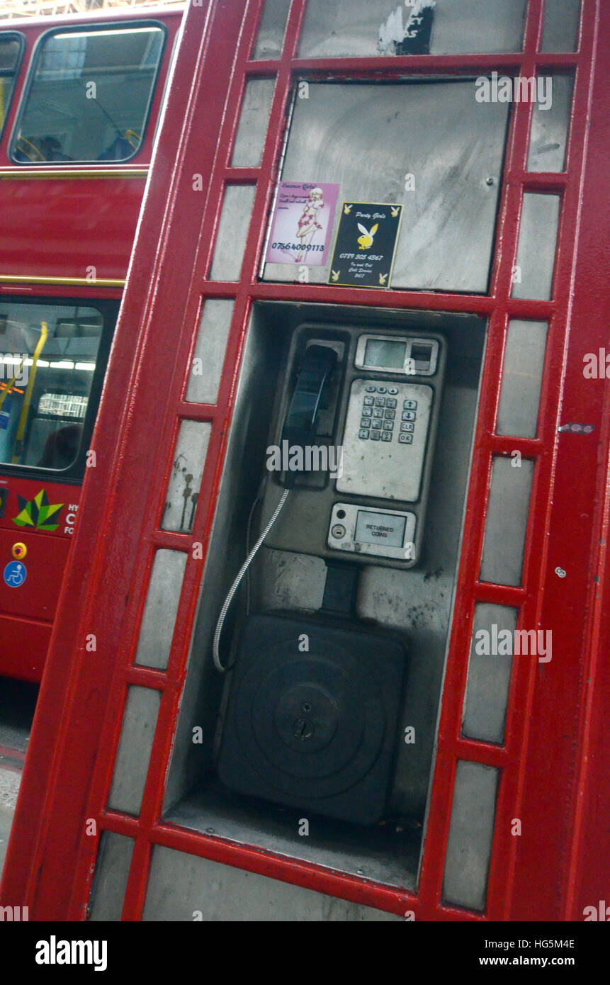 London, UK, 04/01/2017 Broken abandoned BT phonebox in Knightsbridge ...