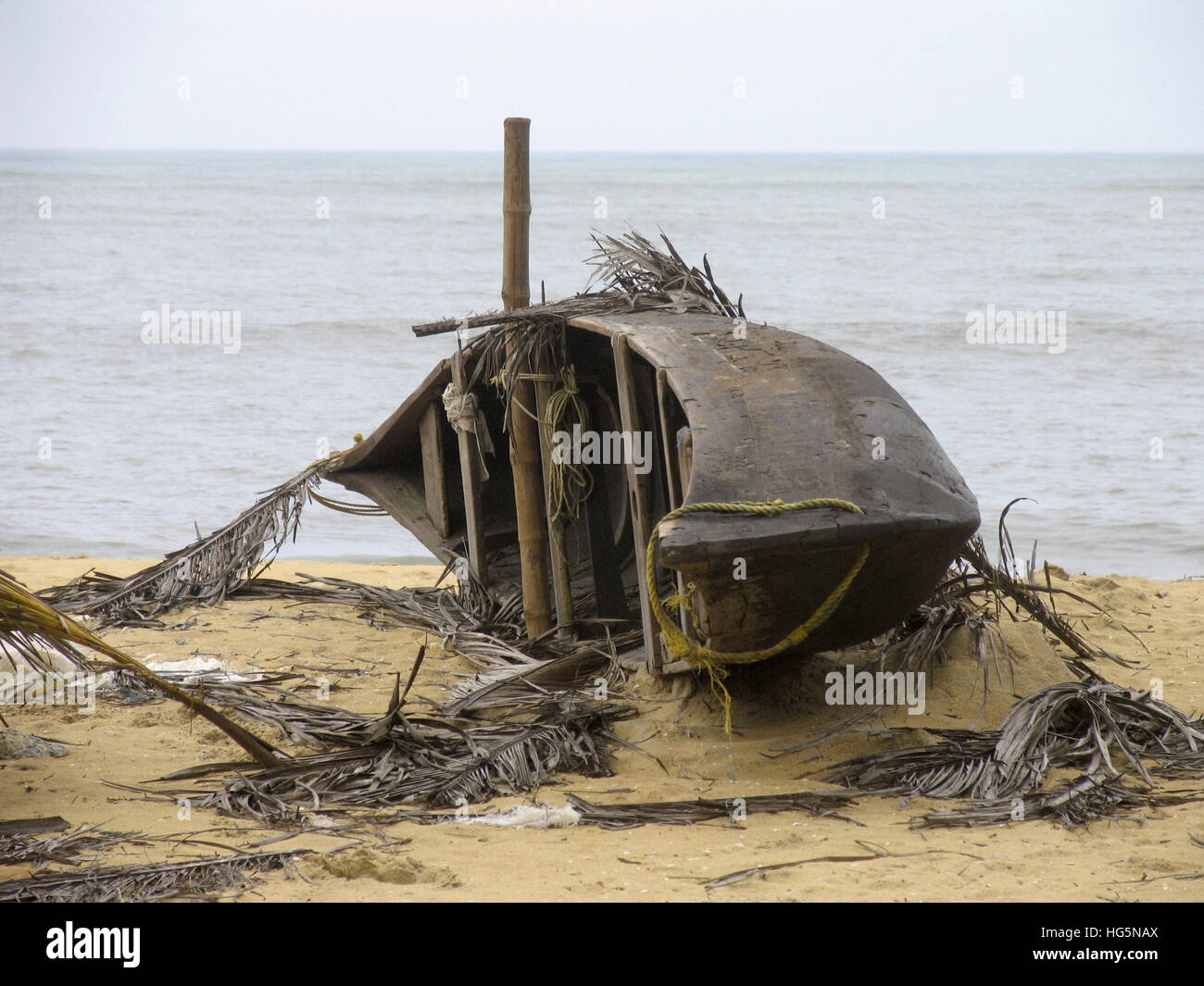 Boats on Kappad beach, Kerala, India Stock Photo - Alamy