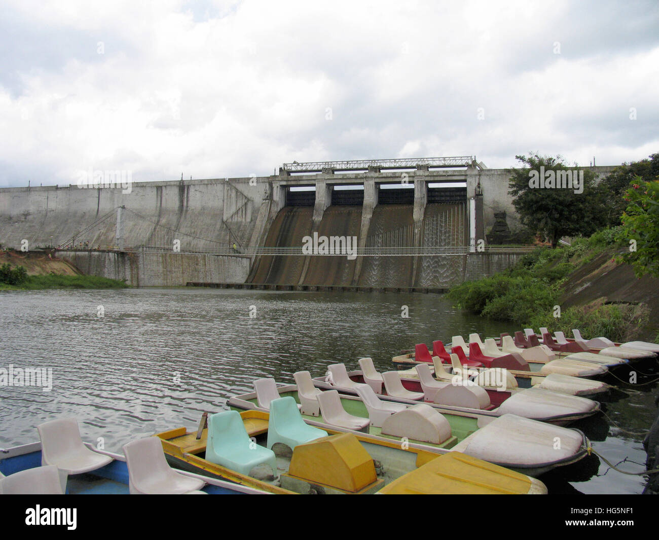 Malampuzha Dam, Kerala, India Stock Photo - Alamy