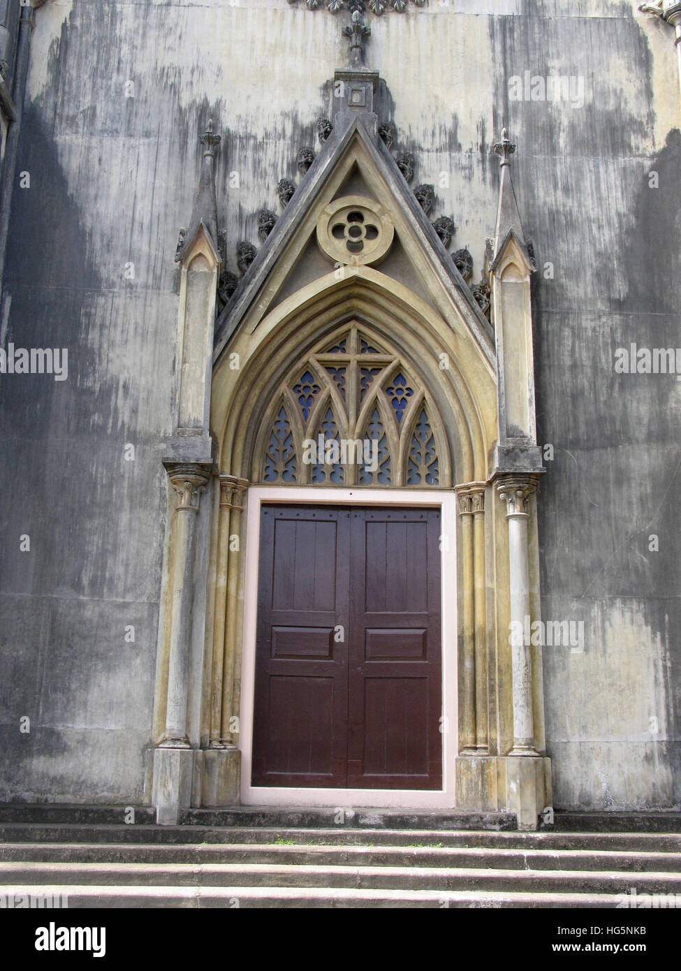 Our Lady of Dolores Basilica, Thrissur, Kerala, India Stock Photo - Alamy