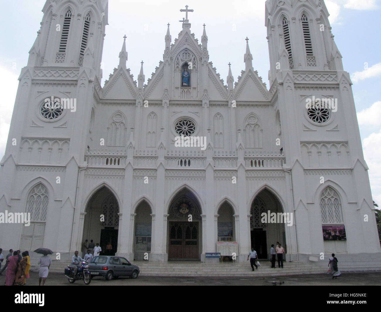 Our Lady of Dolores Basilica, Thrissur, Kerala, India Stock Photo - Alamy