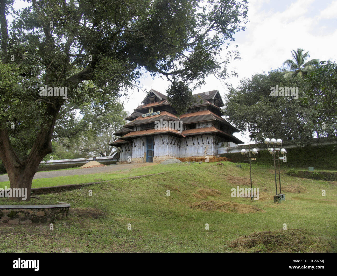 Vadakkumnathan Temple back gate. Thrissur / Trichur, Kerala, India ...