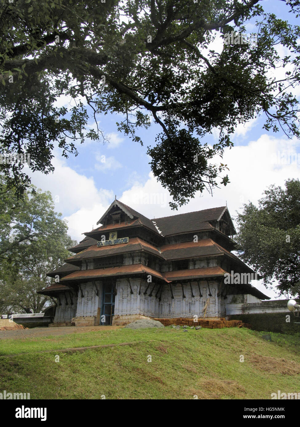 Vadakkumnathan Temple back gate. Thrissur / Trichur, Kerala, India ...