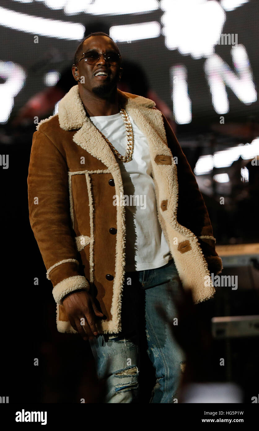 Diddy Performs at Hot 97's Hot For The Holidays Stock Photo - Alamy