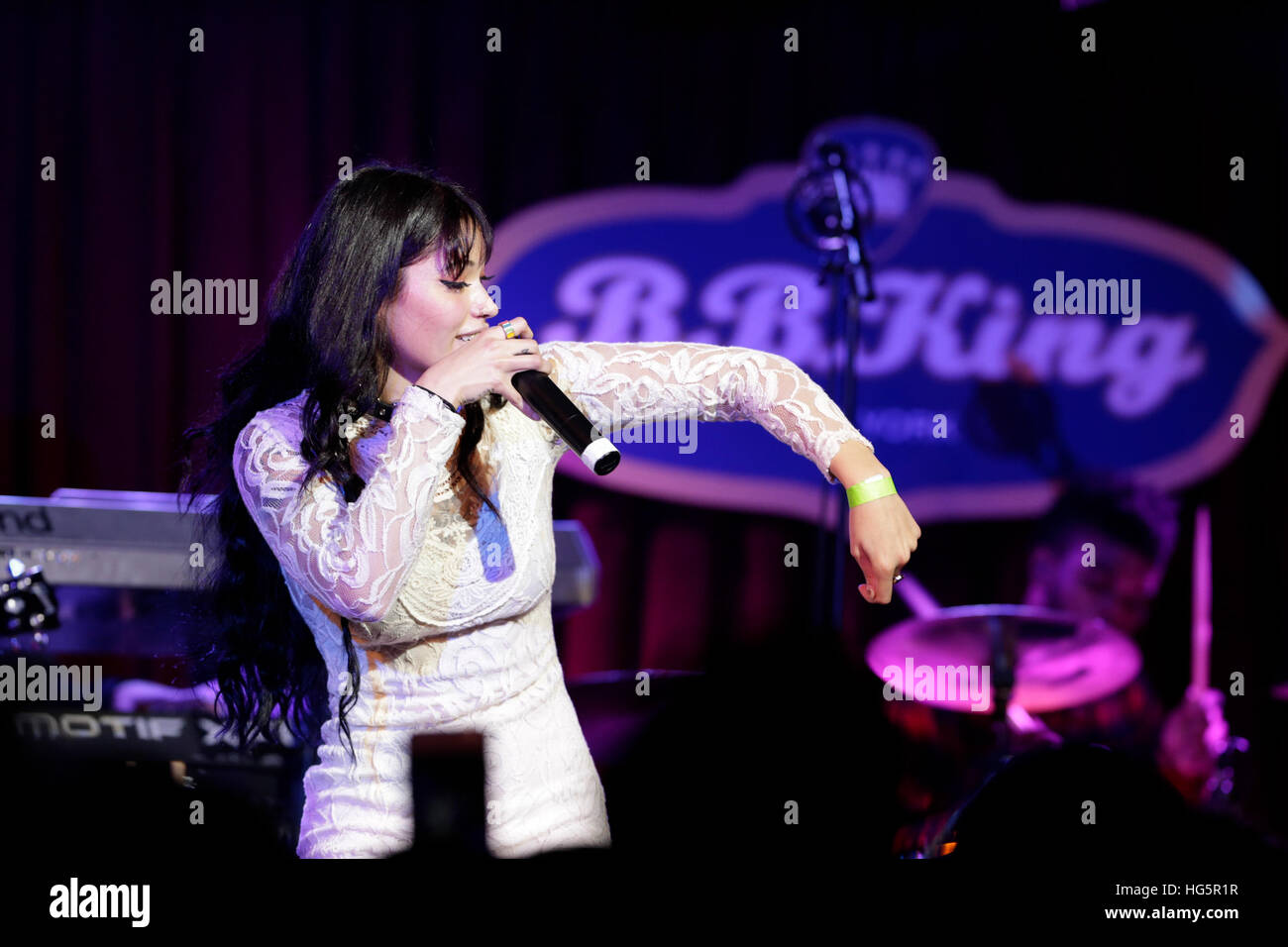 Maxine ashley hi-res stock photography and images - Alamy