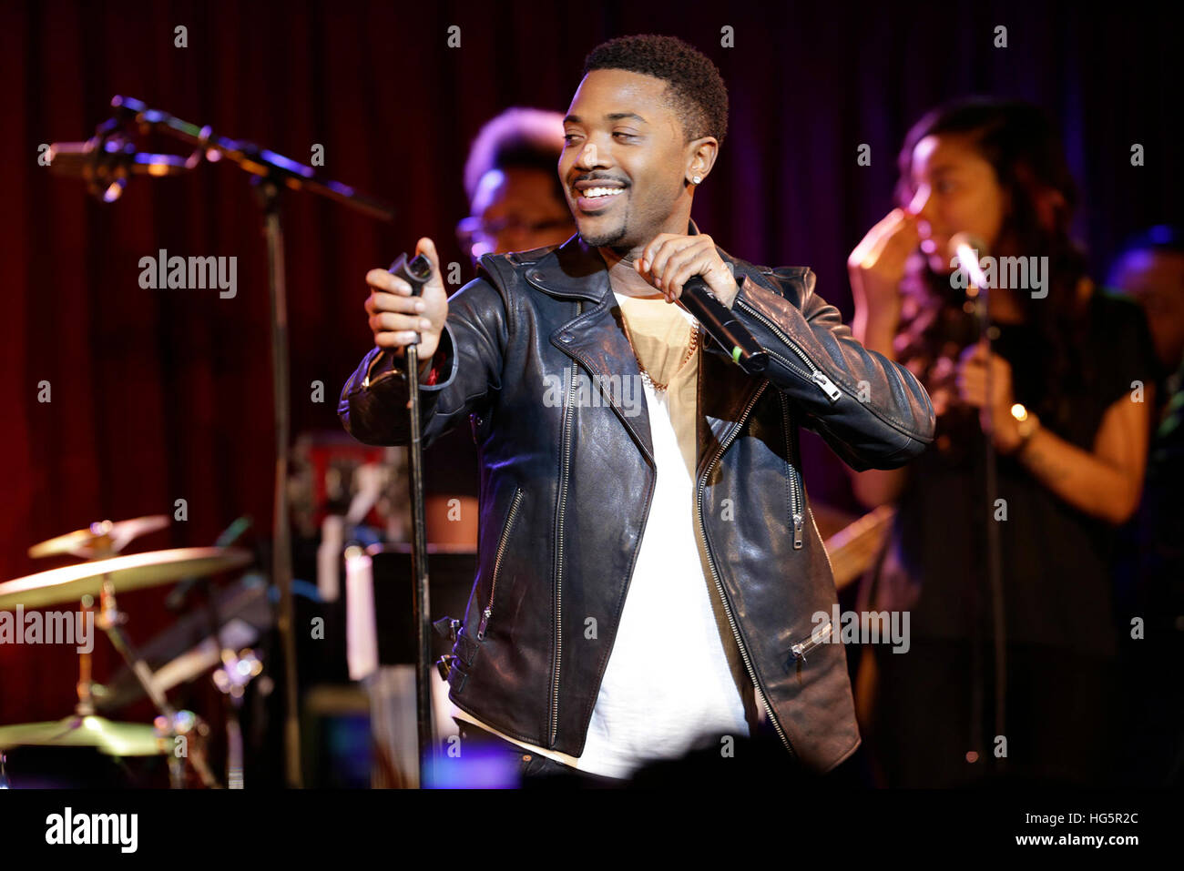 Ray j hi-res stock photography and images - Alamy