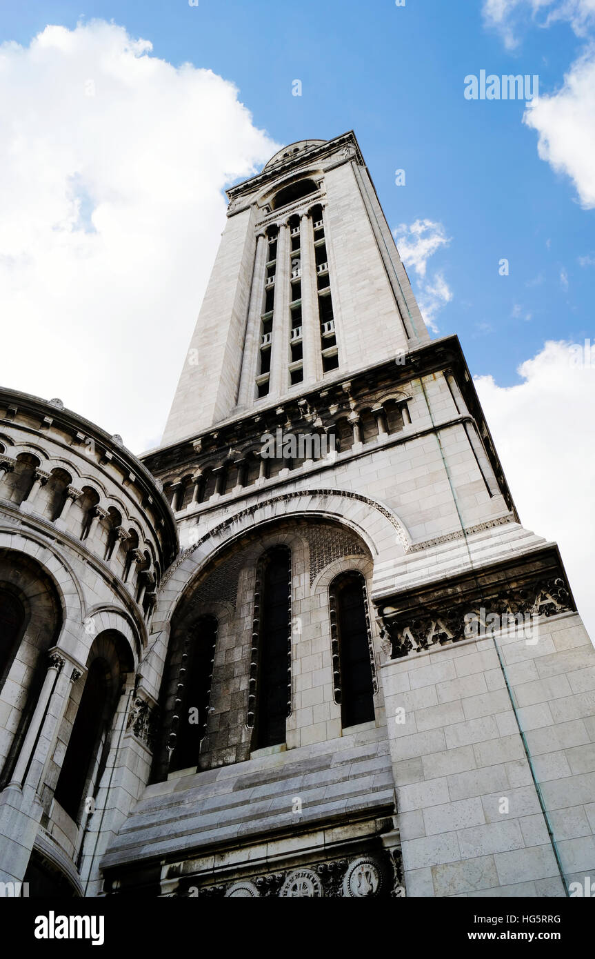 Sacre-Coeur basilica in Paris, France Stock Photo - Alamy