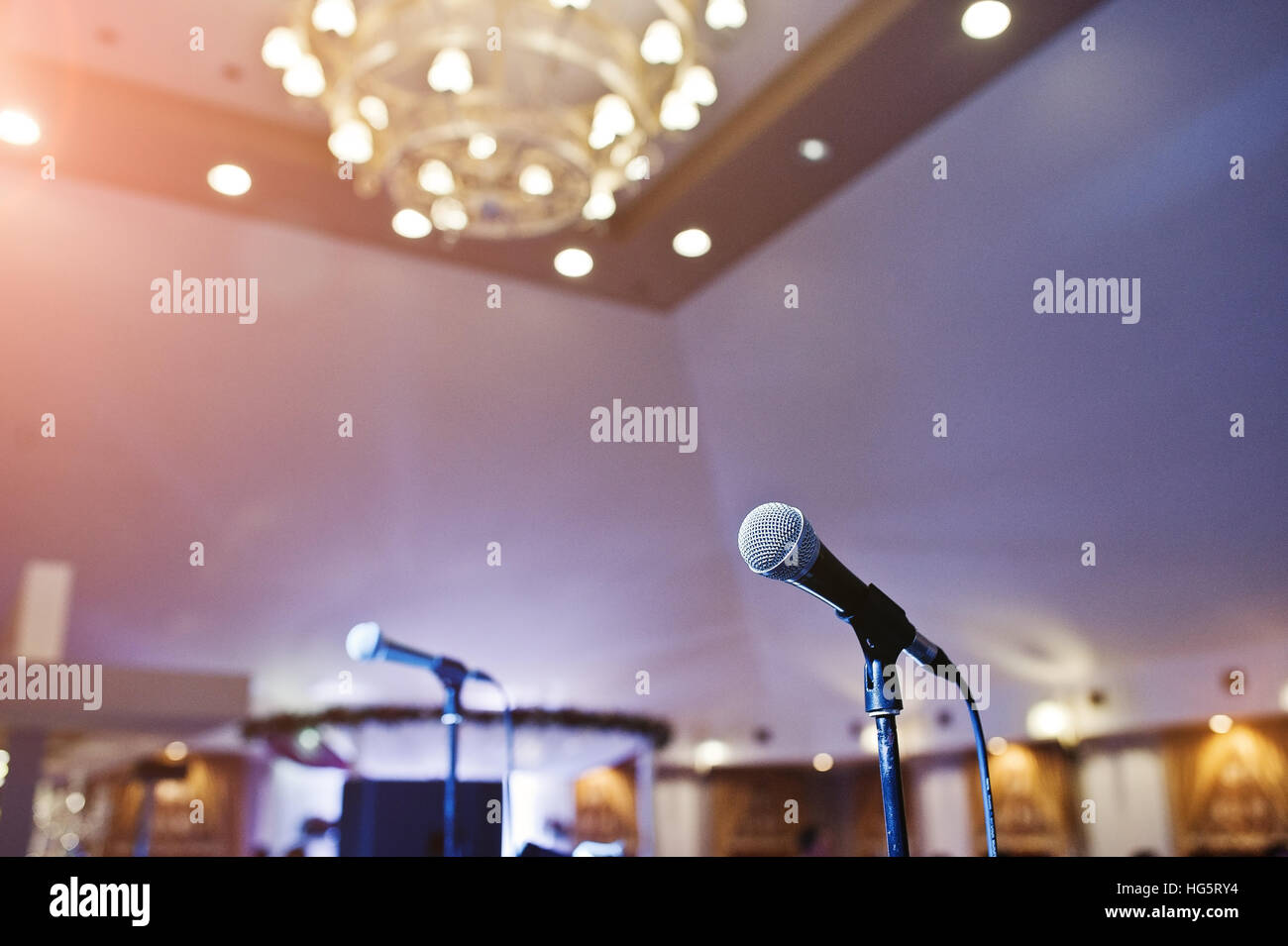 Mike hall close hi-res stock photography and images - Alamy