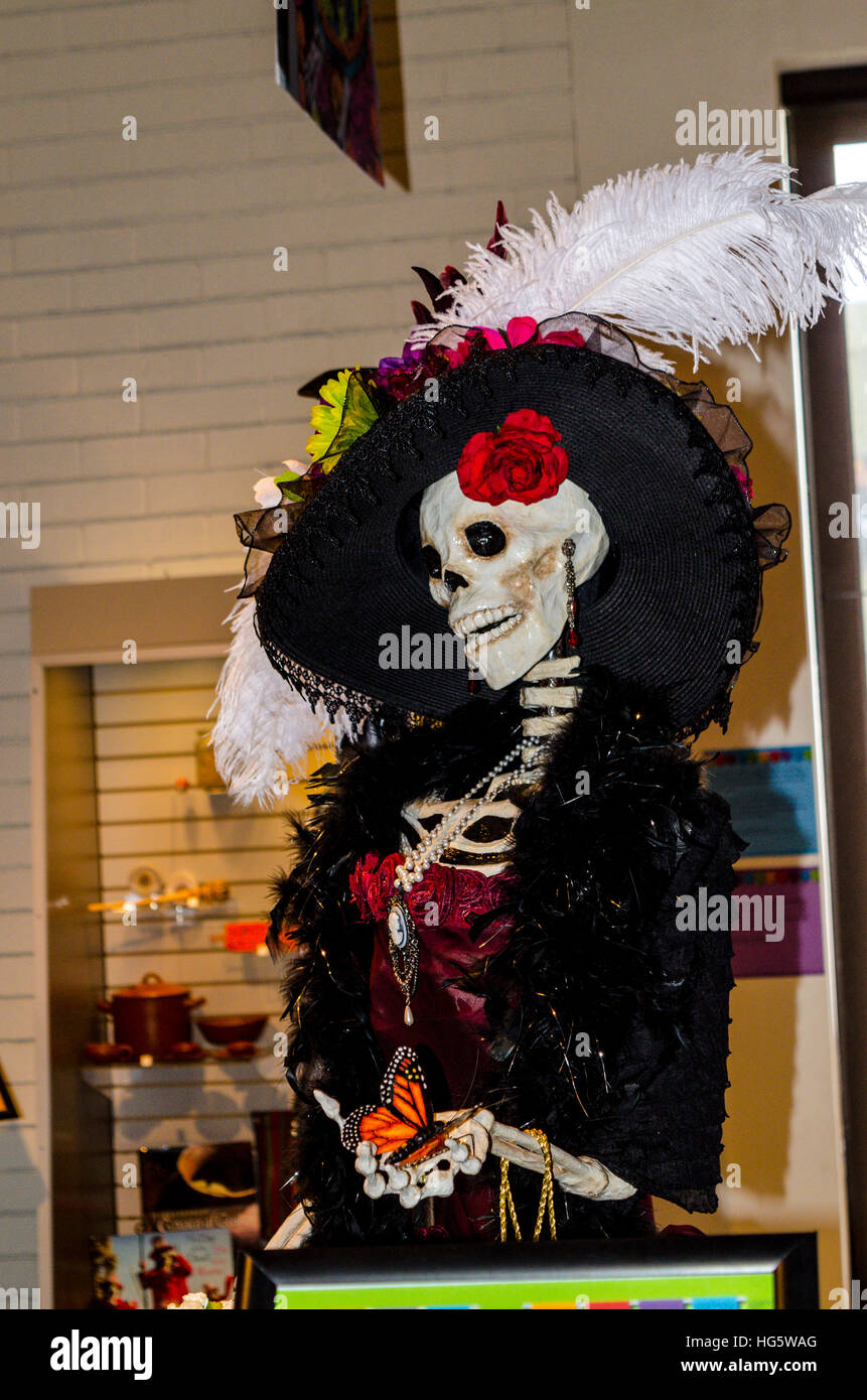 La catrina day of the dead hi-res stock photography and images - Alamy