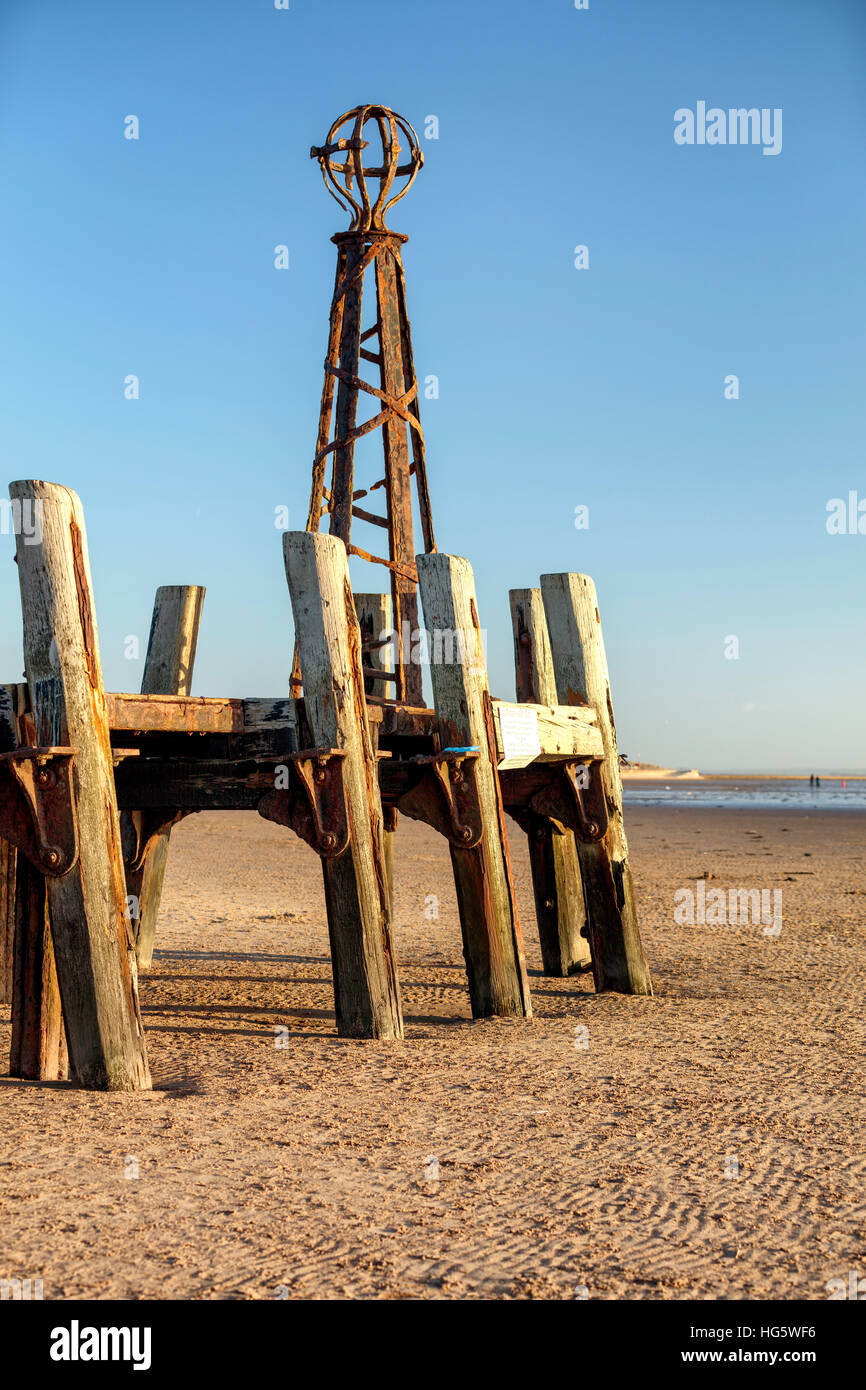Ruined jetty hi-res stock photography and images - Alamy