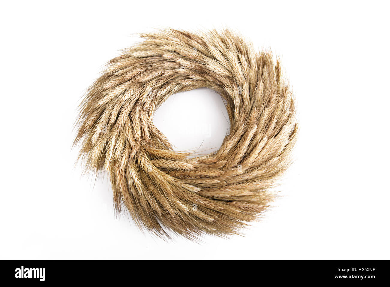 Autumn wreath made from rye (Secale cereale Stock Photo - Alamy
