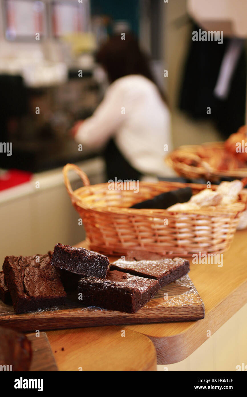Cake waiting to be eaten hi-res stock photography and images - Alamy