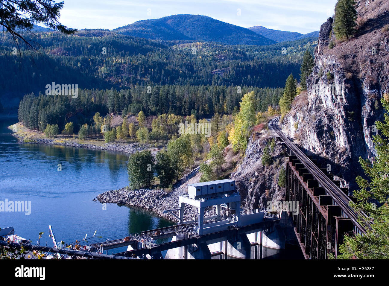 Train bridge washington hi-res stock photography and images - Alamy