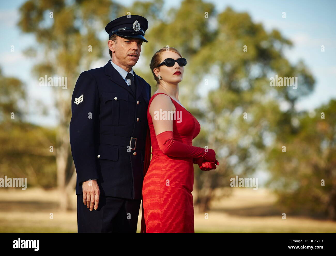 Women weaving australia hi-res stock photography and images - Alamy