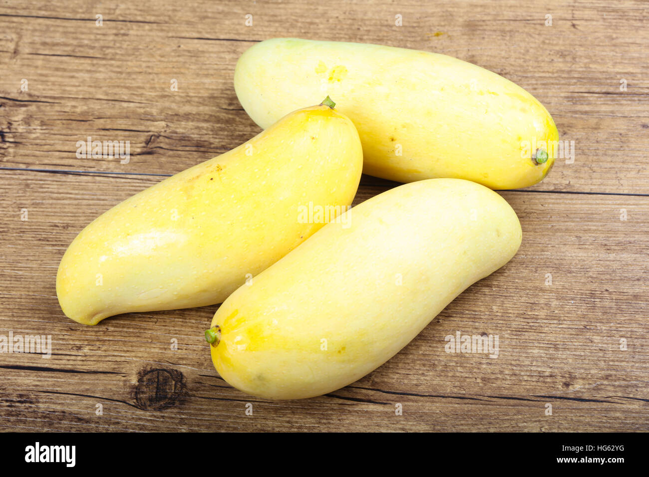 Fresh ripe sweet Yellow mango on wood background Stock Photo - Alamy