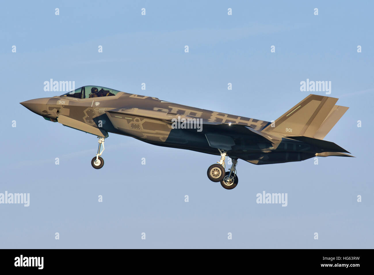 An Israeli Air Force F-35I Adir prepares for landing Stock Photo - Alamy