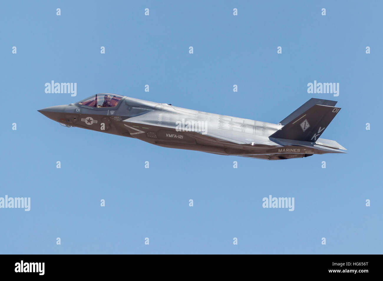 A U.S. Marine Corps F-35B aircraft Stock Photo - Alamy