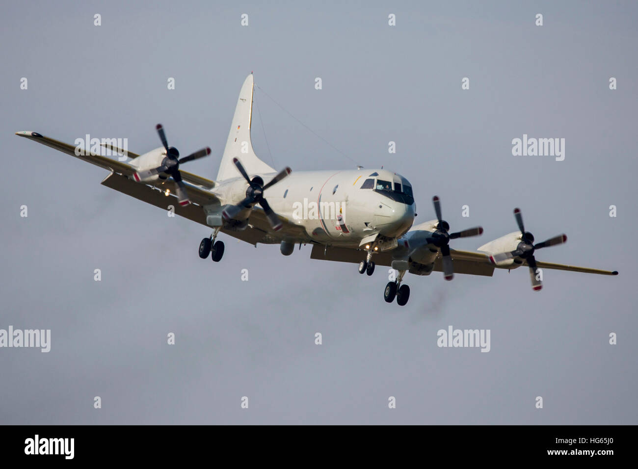 A P-3 Orion anti-submarine warfare aircraft Stock Photo - Alamy
