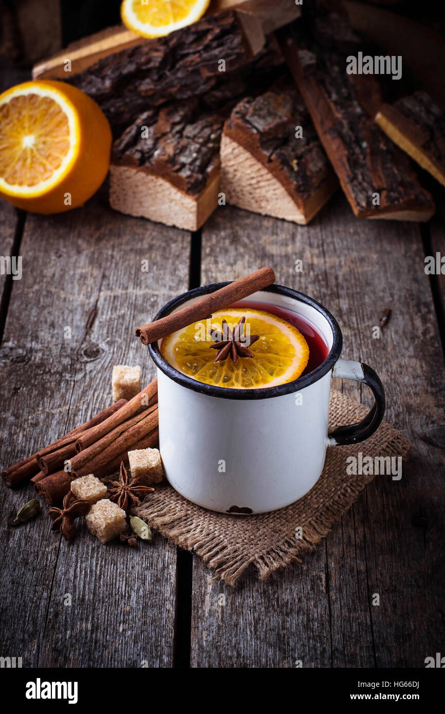 Mulled wine in rustic hi-res stock photography and images - Alamy